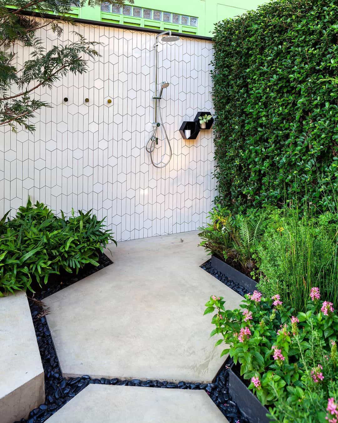 Outdoor Shower Ideas: 40 Ways To Create A Backyard Oasis